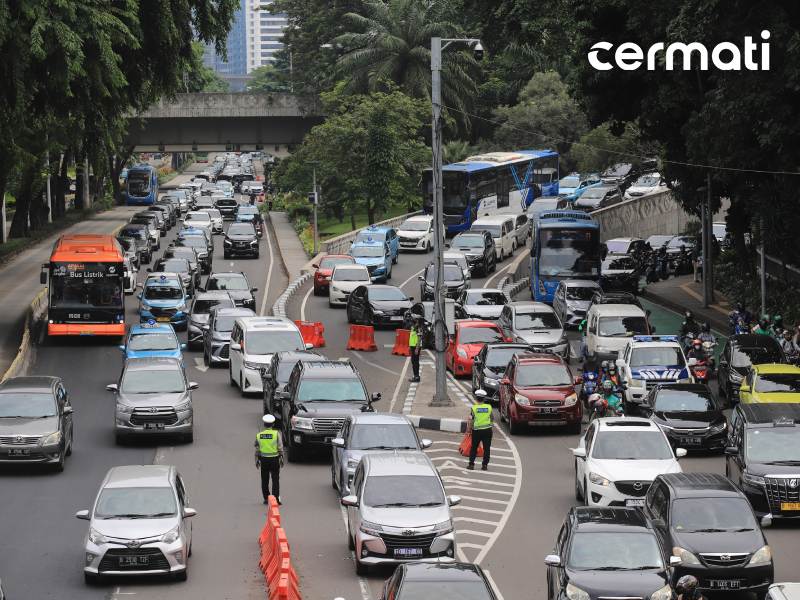 Pahami Peraturan Lalu Lintas Berkendara serta Sanksi Melanggarnya ...