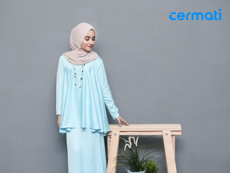 Tips Tampil Stylish dengan Pakaian Preloved Saat Idulfitri: Hemat dan Trendi! - Cermati.com